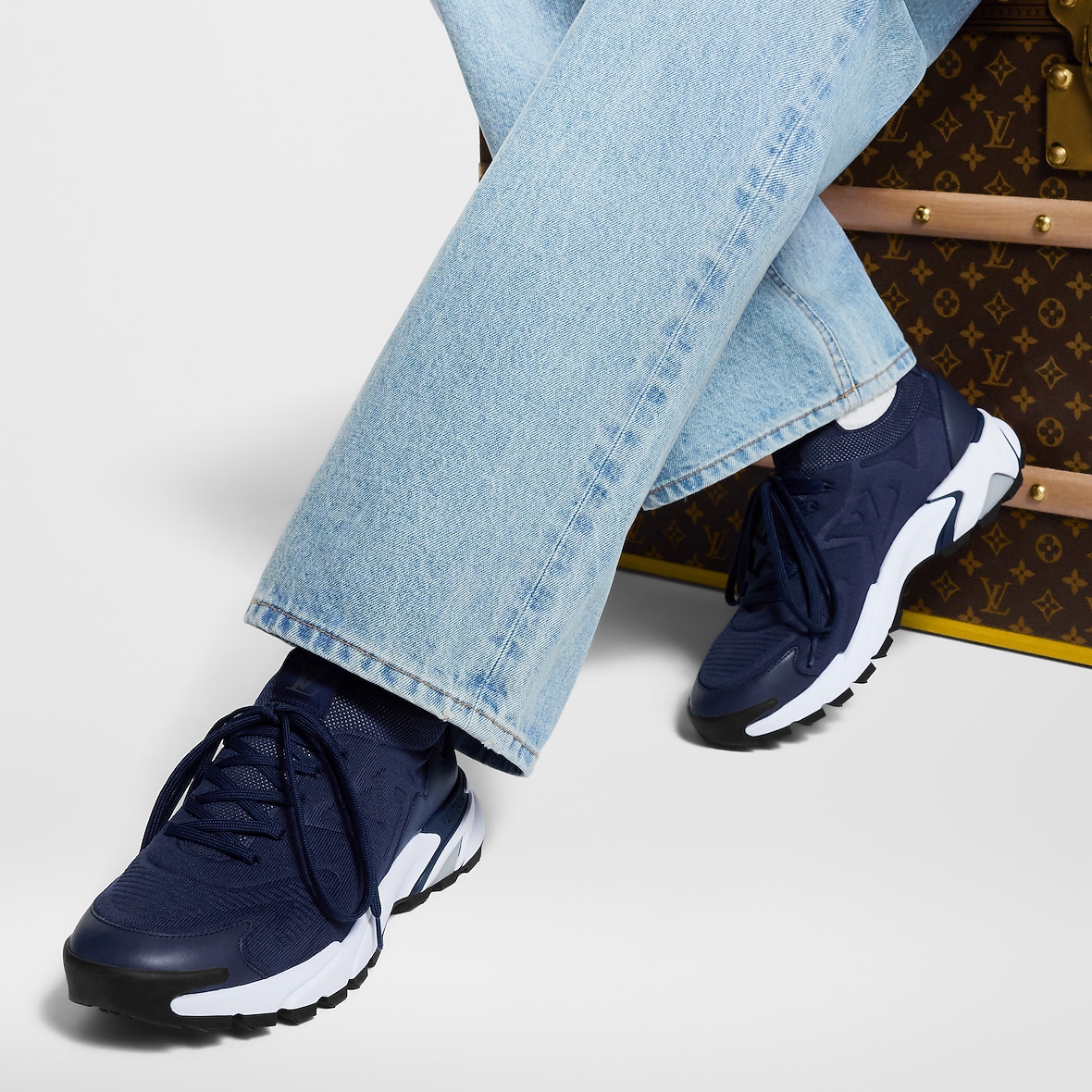 LV Runner Tatic Trainers - Luxury Blue | LOUIS VUITTON